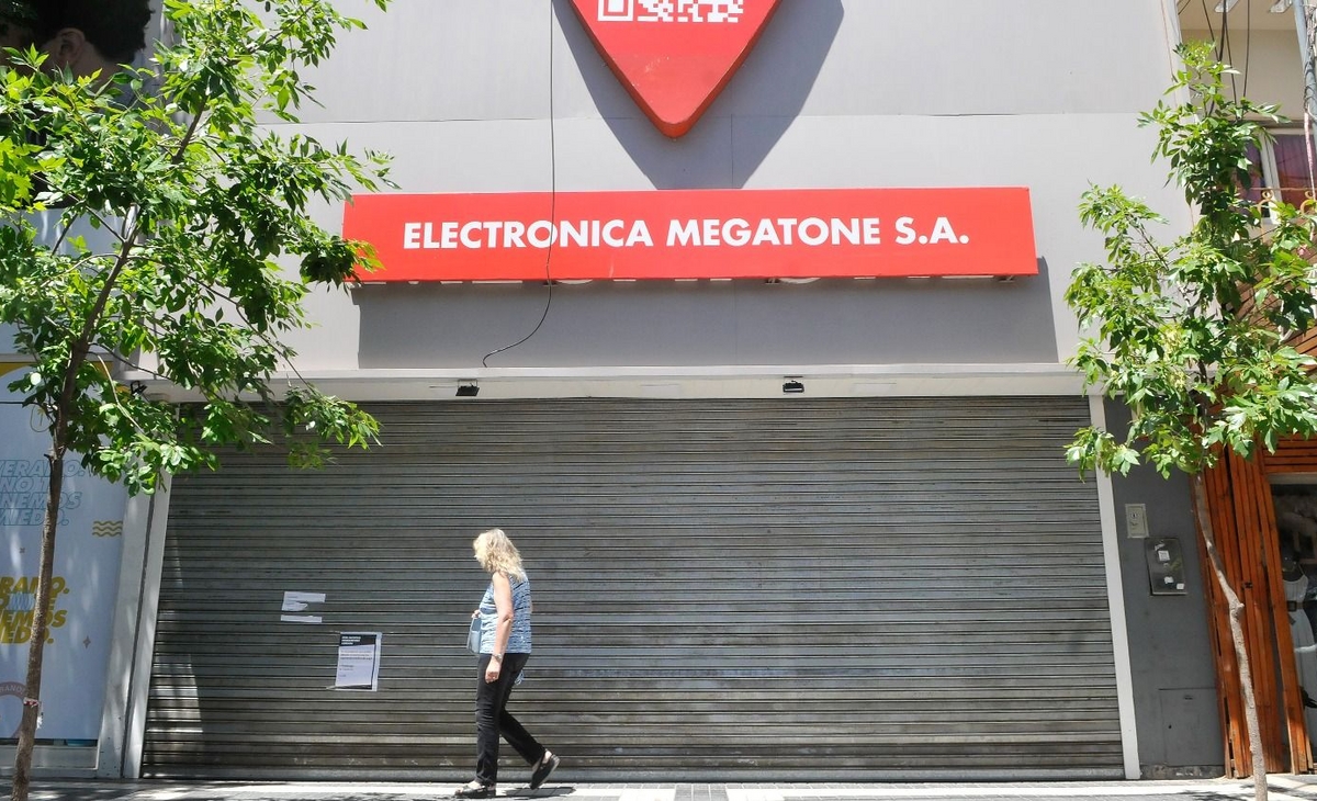 Cerró sucursal de Megatone de Santa Rosa