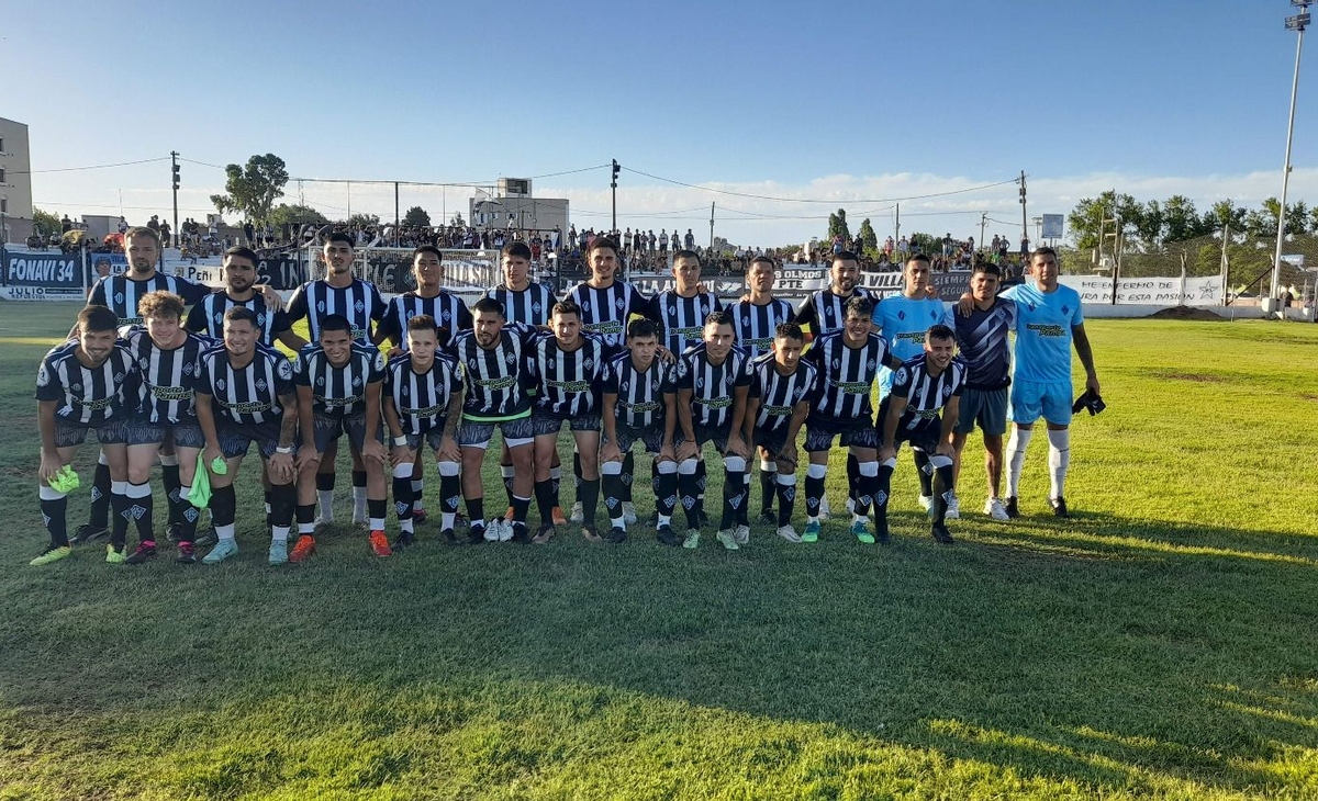 Atlético Santa Rosa presentó su plantel