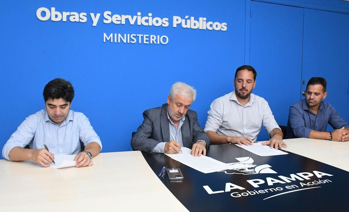 Aporte de Gobierno para encarar obra de saneamiento vital para Villa Alonso